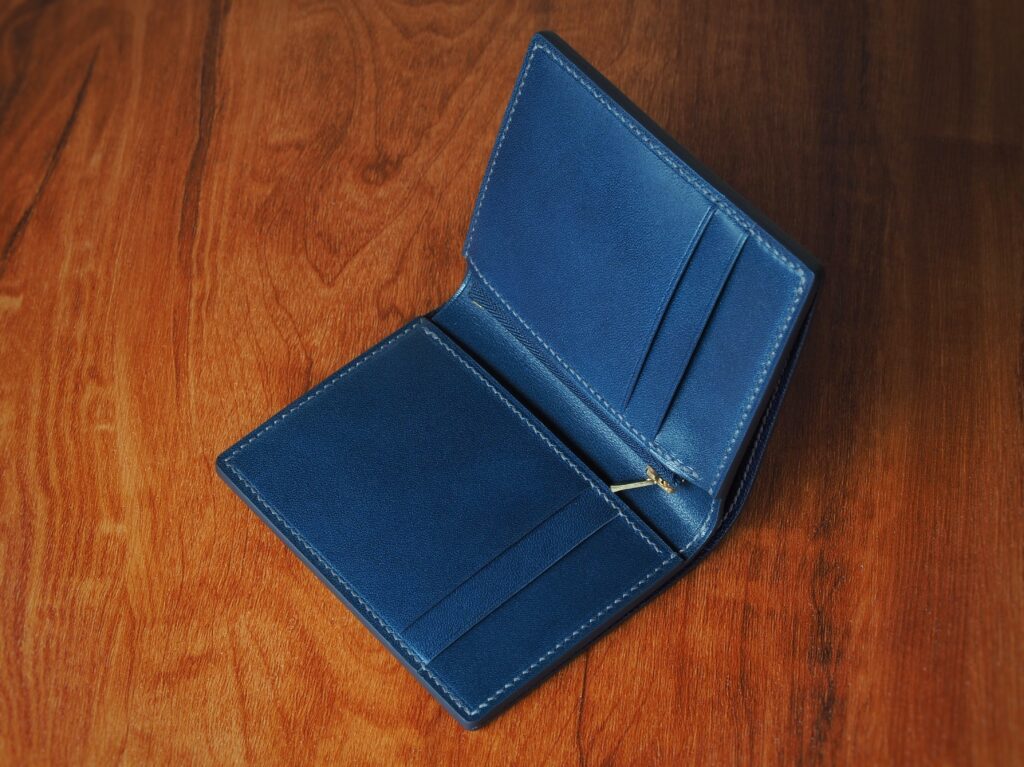 Minimalist Bifold – LEATHERBOUND