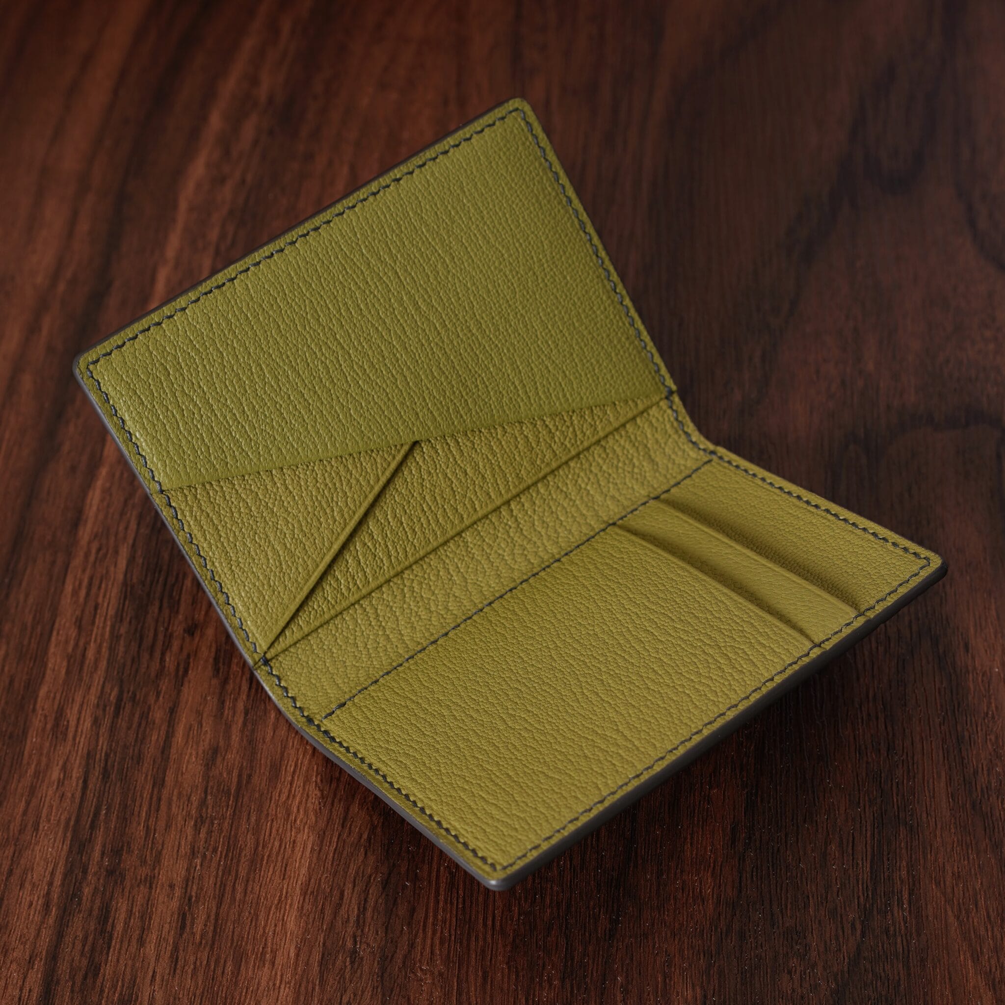 Minimalist Bifold - LEATHERBOUND